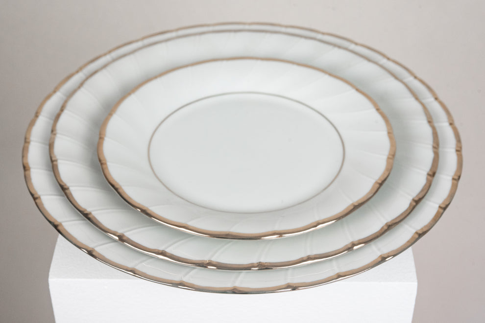 Classic Dinner Set – Warehouse